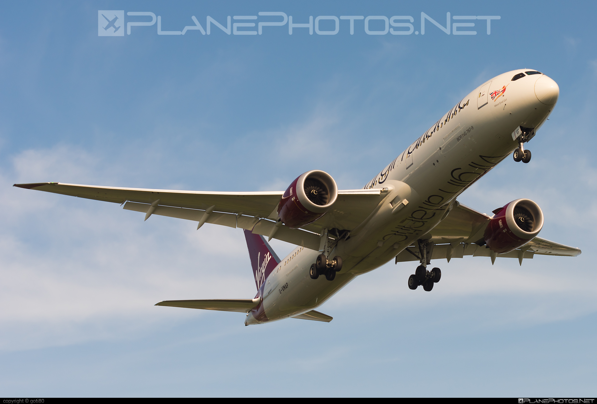 18330_Boeing-787-9-Dreamliner_G-VMAP.jpg