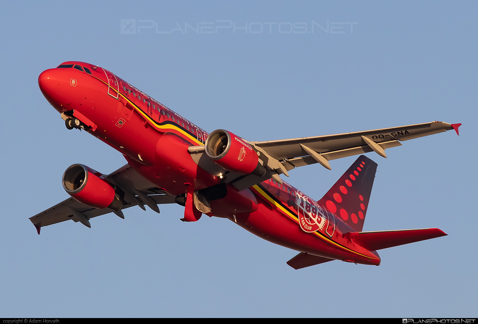 OO-SNA - Airbus A320-214 operated by Brussels Airlines taken by Adam ...