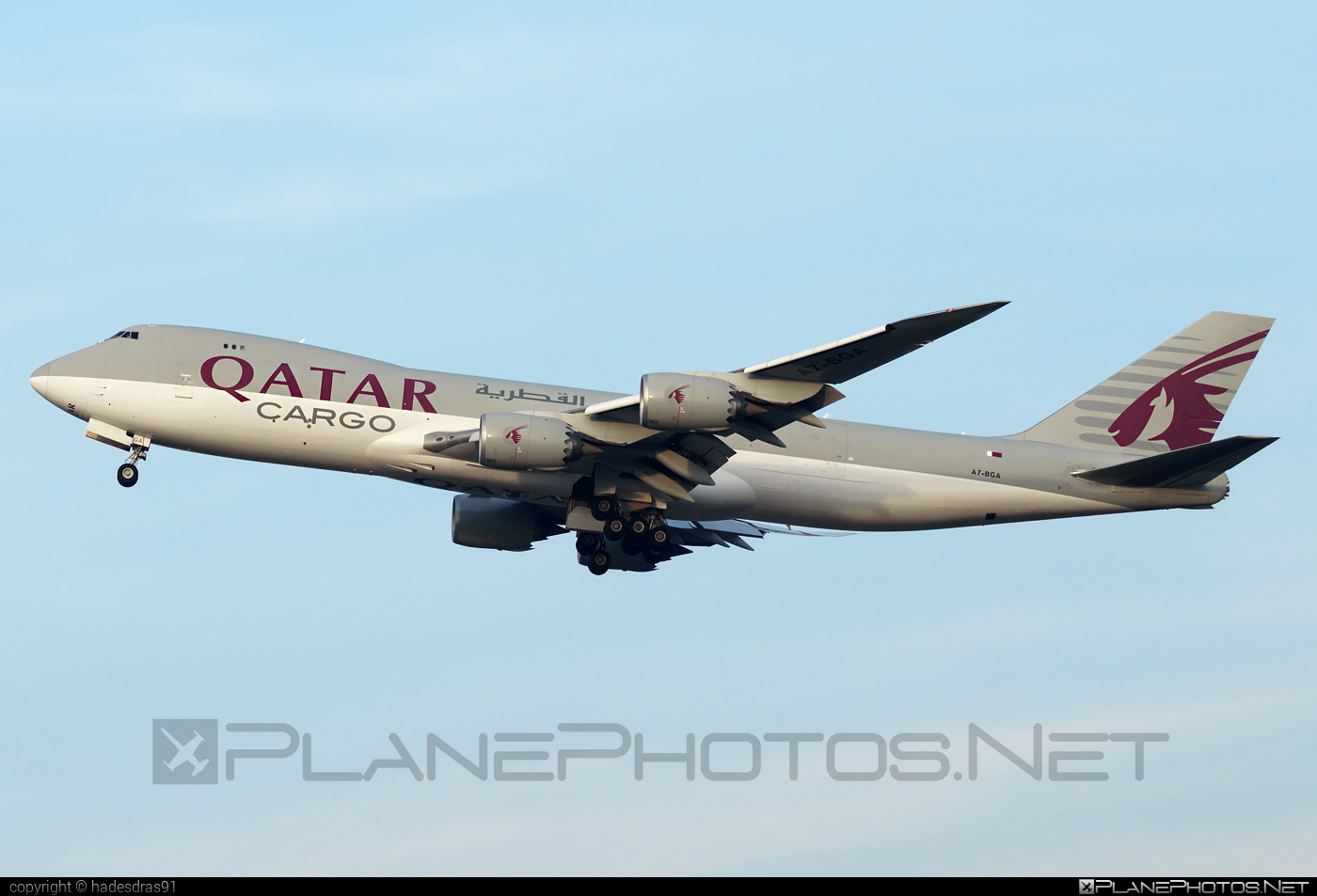 28403_Boeing-747-8F_A7-BGA.jpg