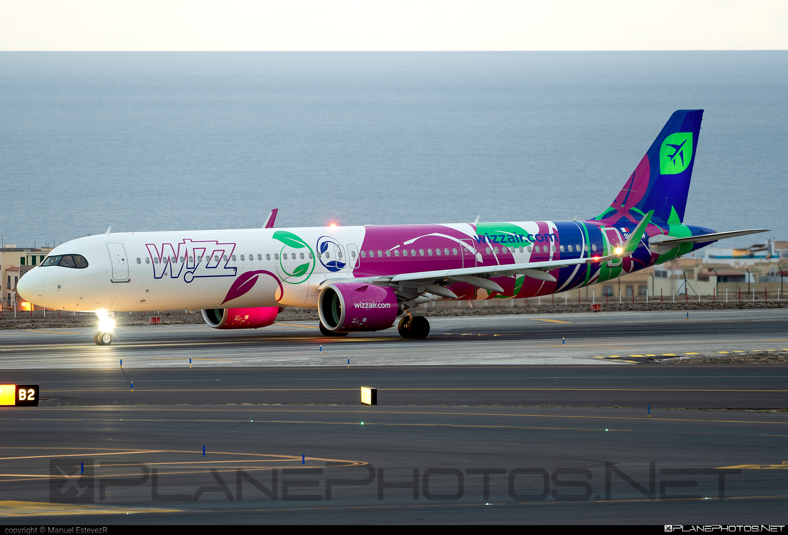 32048_Airbus-A321-271NX_9H-WNM.jpg