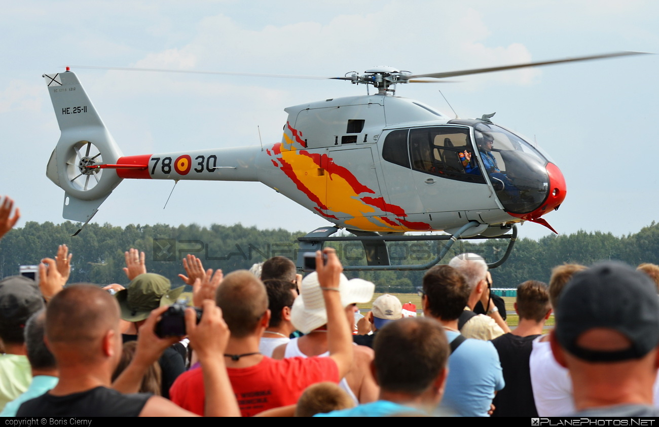 HE.25-11 - Eurocopter EC120 B Colibri operated by Ejército del Aire ...